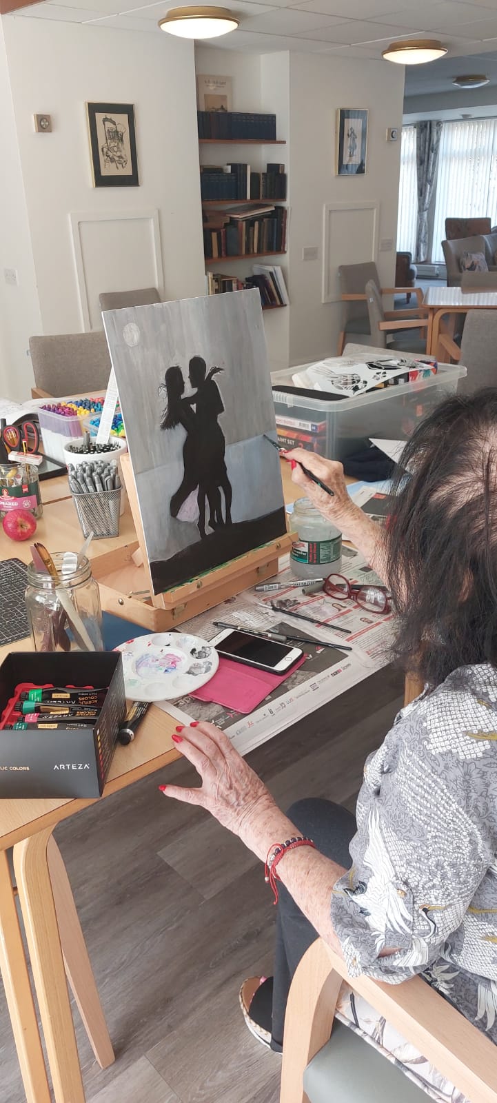 Getting Arty in Willesden - jLiving